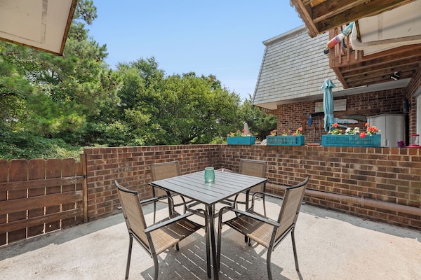 Villa N2: Charming Villa In Nags Head | Community Pool, Soundfront Pier, Tennis - Nags Head, NC