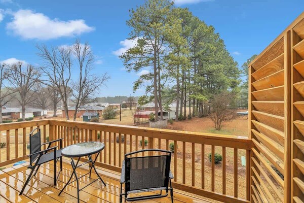 Luxe King 3 Br Townhouse Mins To Dwtn Durham! - Falls Lake State Recreation Area, Wake Forest