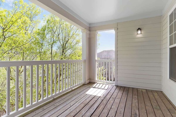 Upscale King 2br Suite Mins To Downtown Raleigh! - Cary, NC
