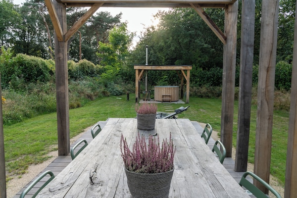 De Witte Bergvliet Villa, Luxury Vacation Home On Estate With Golf Course And Spa - Breda