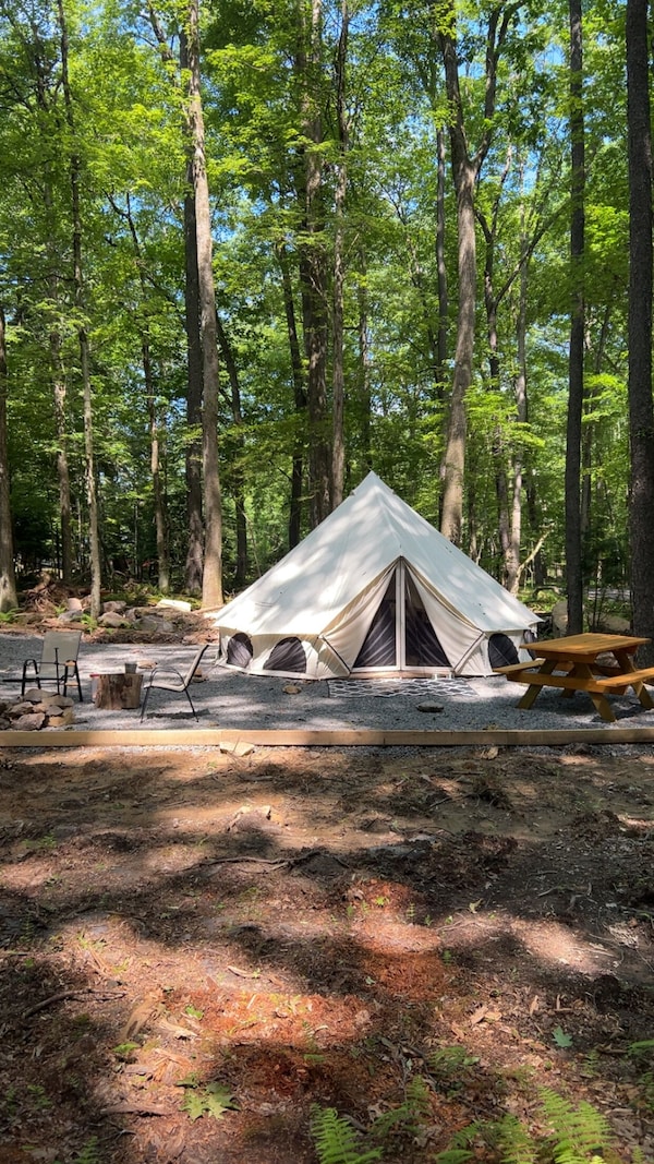 Wild Garden Glamping: Honeycomb - エリー湖, PA