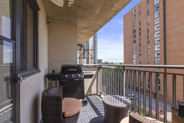 Suite Near Downtown / Bmo / Stampede. Free Parking - Calgary