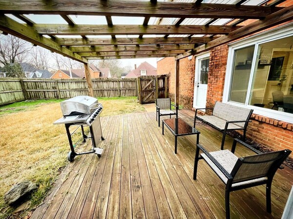 Luxury House Perfect For Family Wknd! Game Room! - Germantown, TN