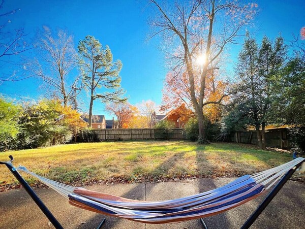 Charming Home Prime Location! - Memphis, TN