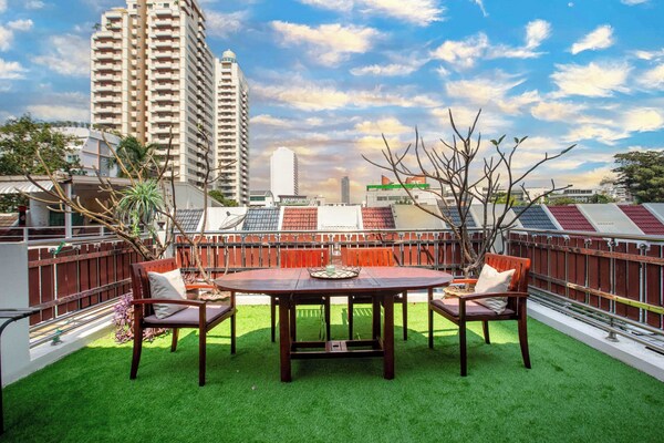 Spacious 4bedroom Home 12min Walk Bts Phromphong Emsphere Emquatier - Khlong Toei