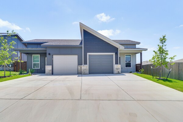 Pet-friendly Temple Townhome: 6 Mi To Water Park - Temple, TX