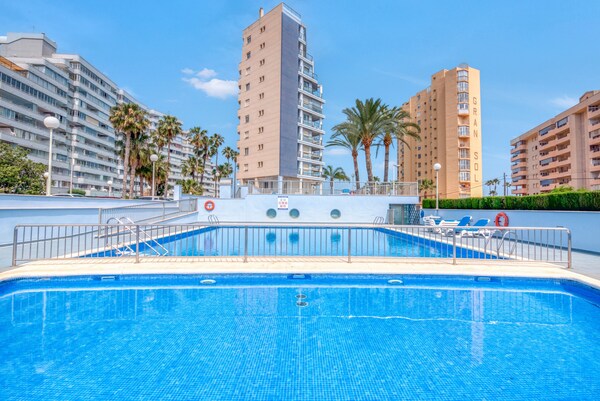 Ferienwohnung 'Familiar En Calpe' Mit Meerblick, Wi-fi Und Klimaanlage - Bonaire