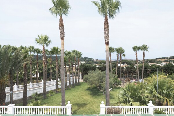 Apartamento 'Suite 6 In Natural Park' Con Piscina Compartida, Wi-fi Y Aire Acondicionado - Barbate