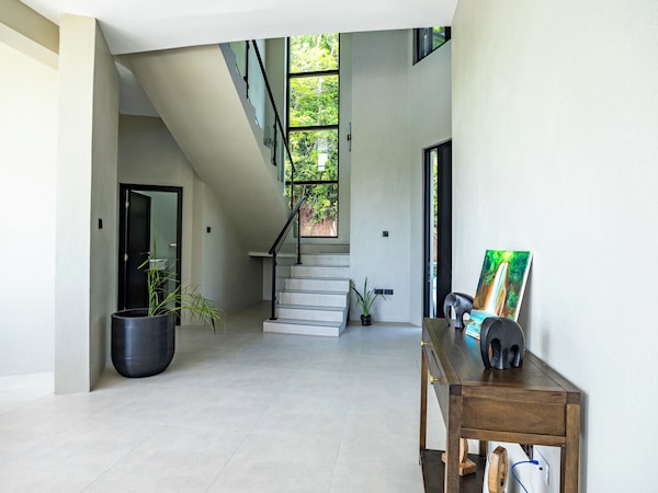 Spacious 5-bedroom Villa In Enchanting Cap Estate, St Lucia With Infinity Pool - Santa Lucía