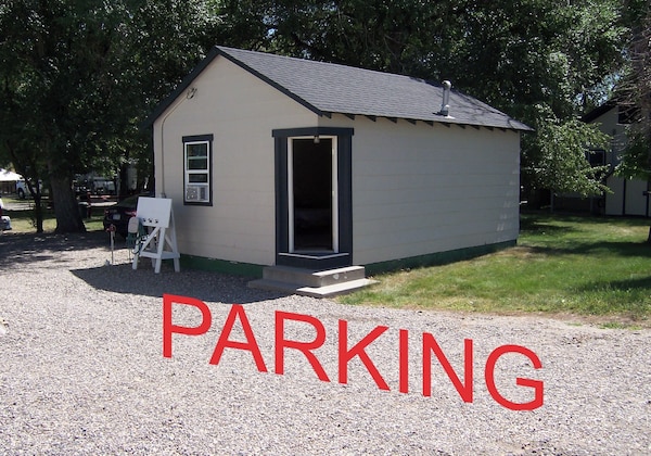 Cozy Campground Cabin Cottage With Wifi And Ac In Charming Greybull - Wyoming