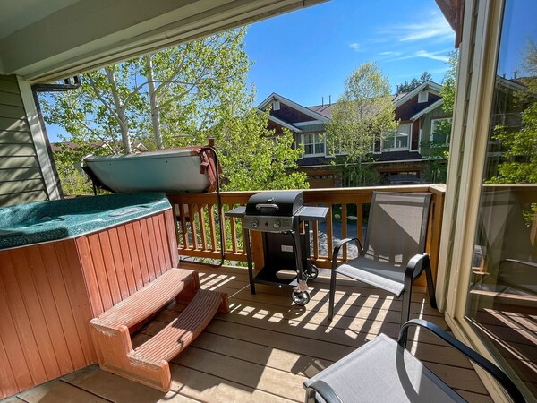 Luxury Villa 568 I Hot Tub I Great Views I Best Price I Free Adventures Daily - Fraser, CO