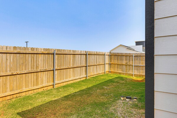Pool Access & Private Yard: Oklahoma City Retreat - Bethany, OK