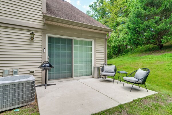Elevator In-unit: 3-story Condo Only 14 Mi To Dc! - Columbia, MD