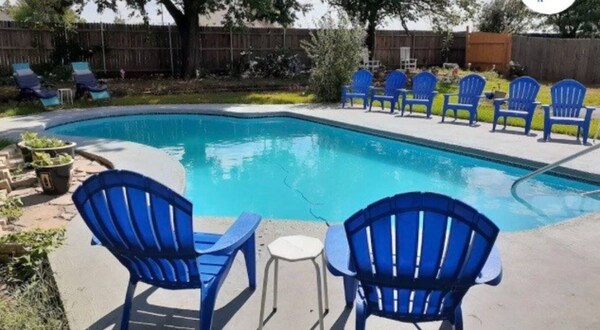 Heated Pool & Relaxed Vibes 6 Rooms With 10 Beds* - Oklahoma City
