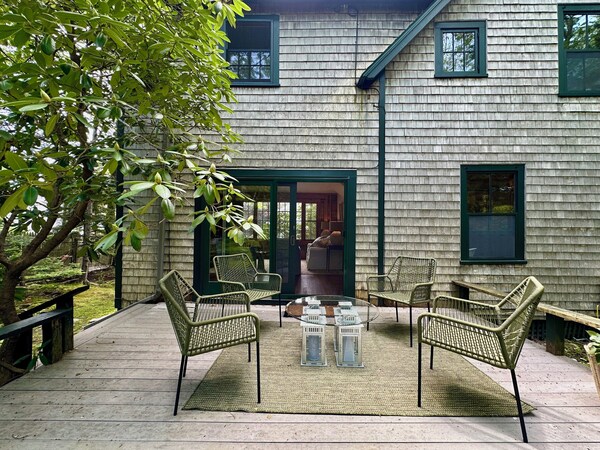Charming 3-bedroom Cottage In Serene Mount Desert Near Acadia National Park - Bar Harbor, ME