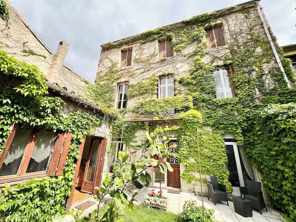 Bellevue Cité 1km*citadel View*garden*aircon*private Car Park*charming*quiet - Carcassonne