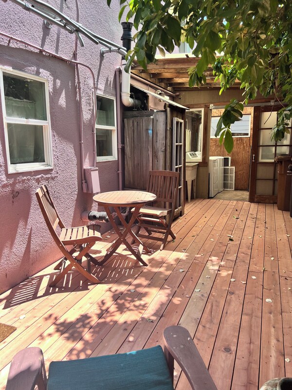 Loft Apartment Walkable To Downtown Fairfax And San Anselmo - San Anselmo, CA