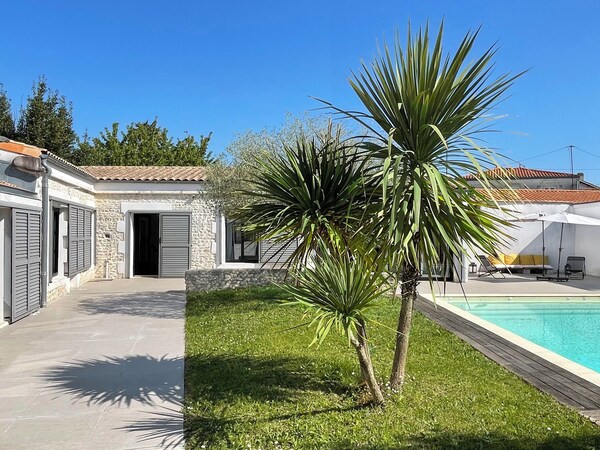 Maison De Charme Avec Piscine  Escapade Détente - Nieul-sur-Mer