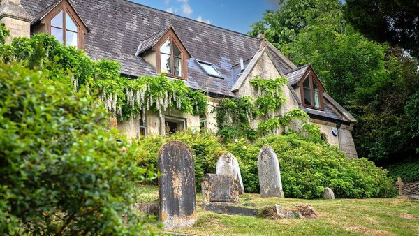 The Old Chapel - Slad Valley Near Stroud - Nailsworth