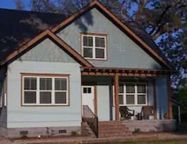 The Louis Street Cottage In Charming Thunderbolt Georgia. - Savannah, GA