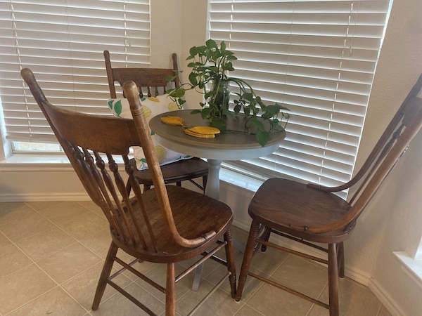 Comfortable, Fully Furnished 3 Bedroom Home On Burleson Cul-de-sac - Joshua, TX