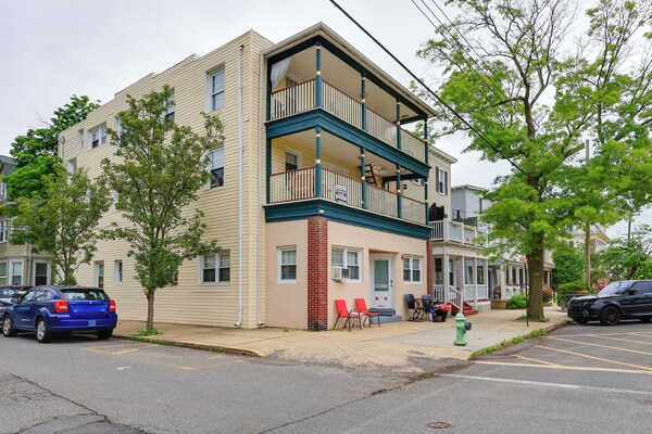 Walk To Downtown & Beach: Ocean Grove Apartment! - Lake Como, NJ