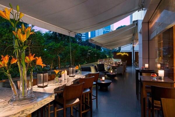 Deluxe King At The Westin Lima Hotel & Convention Center! Onsite Dining, Pool! - Lima