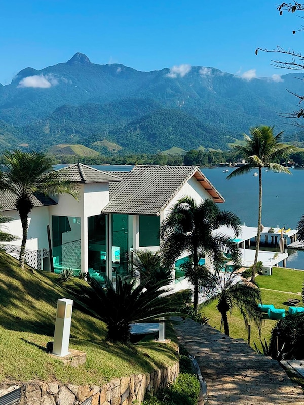 Enjoy The Exclusivity Of A Mansion In Angra With The Comfort Of A Luxury Hotel - Angra dos Reis