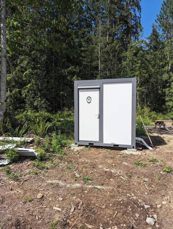 Golden Rings Cabin On 33 Acres - Powell River
