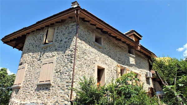 Chalet 'Pierre-vue Sur Le Pelvoux' Avec Vue Sur Montagne, Jardin Privé Et Balcon - Risoul