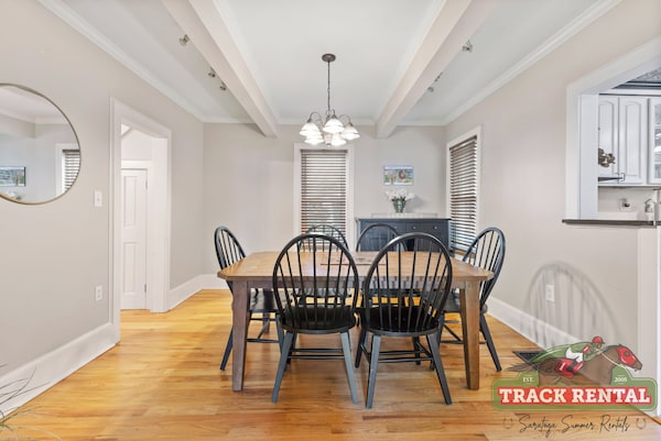 Refined Saratoga Retreat For The 2025 Track Season - Saratoga Springs, NY