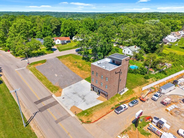 The Space At The Spot (281 Liberty Parkway) - Clarksville, TN
