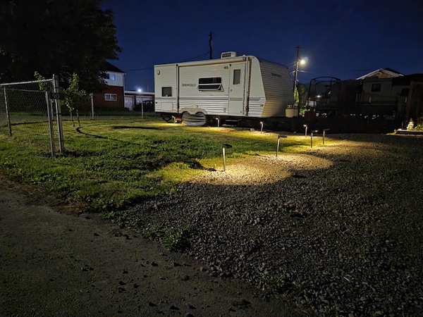 Cozy Rv In The Middle Of Forks 3 Blocks From Main Street - Forks, WA