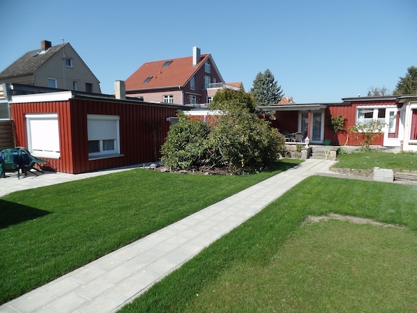 Bungalow 'Kleiner' Con Terraza Privada Y Jardín Compartido - Cuxhaven