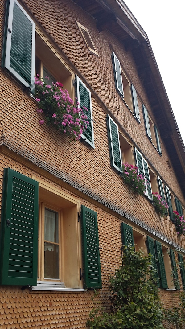 Apartment 'Mittagspitz' With Shared Garden And Wi-fi - Dornbirn