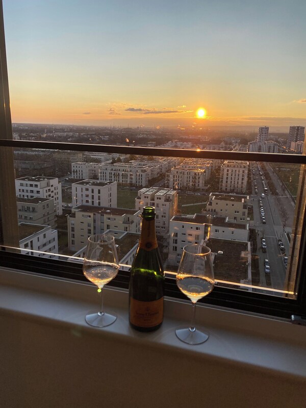 Modern Apartment Near The Fair And Central Station - Eschborn