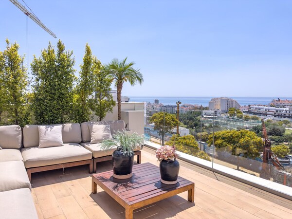 Luxury Apartment With Panoramic Terrace In Estepona - Estepona