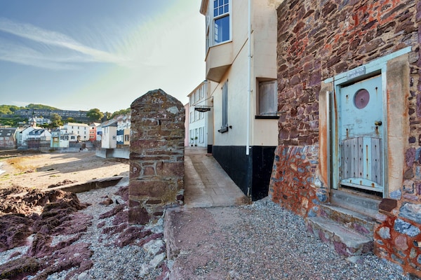 Finest Retreats - The Wash House - Cawsand