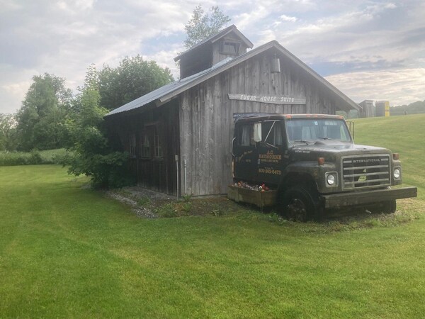 Cozy Cabin In Charming Enosburg With Ac, Wifi. Used To Be A Sugarhouse. - Vermont
