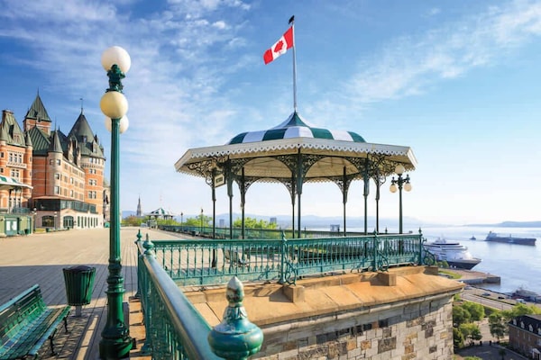 Le Cozy Summary:<br>déco - Québec