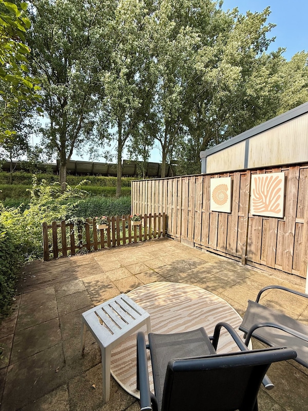 Cosy, Stylish Fully Private Studio With Backyard - Free Parking - Zaandam