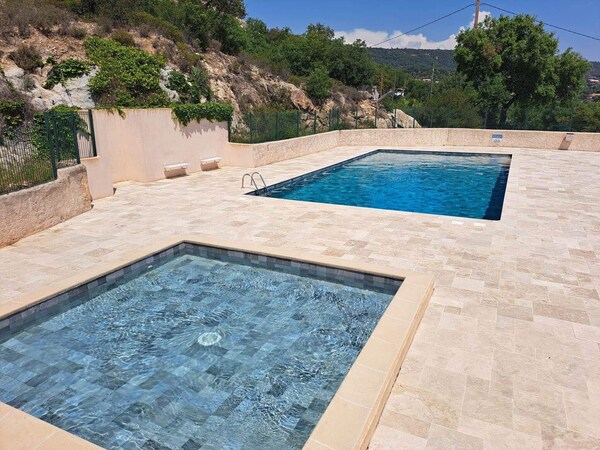 Maison Provençale Dans Résidence Privée - La Garde-Freinet