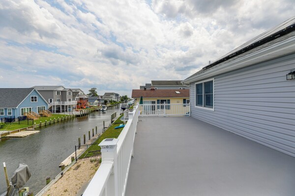 Waterfront Gem W/ Dock: 3 Mi To Fenwick Island Fun - Delaware
