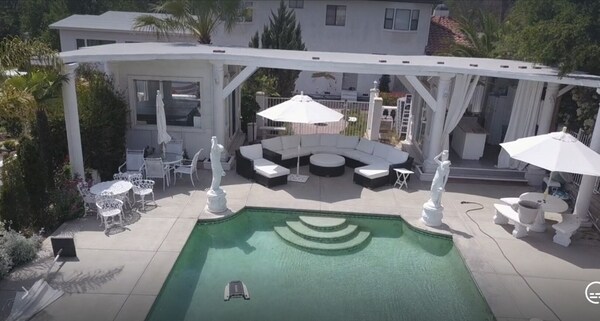 Glamping Tipi On Wellness Retreat Grounds With Salt Water Pool And Hot Tub - Paso Robles, CA