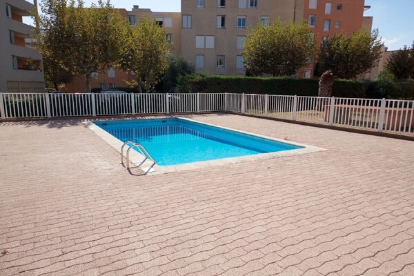 T2 Apartment With 20 M² Sunny Terrace - Saint-Tropez