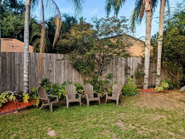 Private Tiny House Self Check-in Ac And Wifi 30 Mi To Disney Close To Lake Nona - St. Cloud, FL