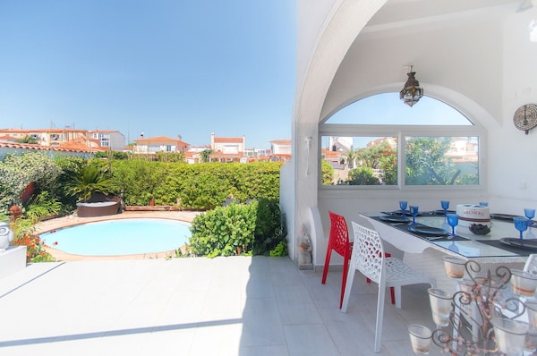 Welcs Villa 250 Emp Con Piscina Privada Y Amarre - Empuriabrava