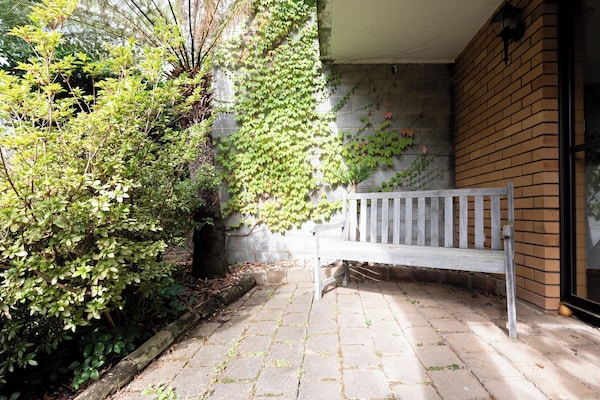 Bright And Beautiful Near The Gorge With Parking - Riverside