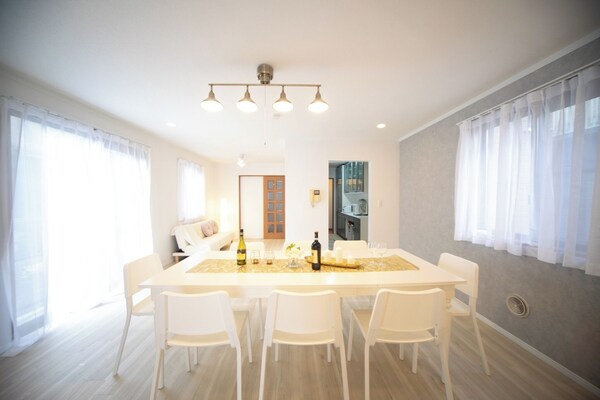 Accommodates 12 People Rooftop Bbq Available Pet / Yokkaichi Mie - 스즈카시