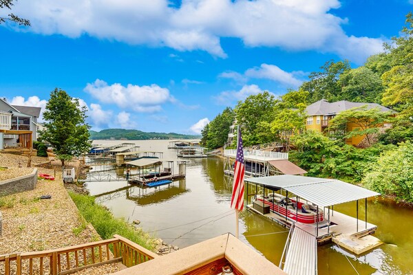 Lakefront Retreat With Scenic Decks, Private Dock & Waterside Firepit - Camdenton, MO